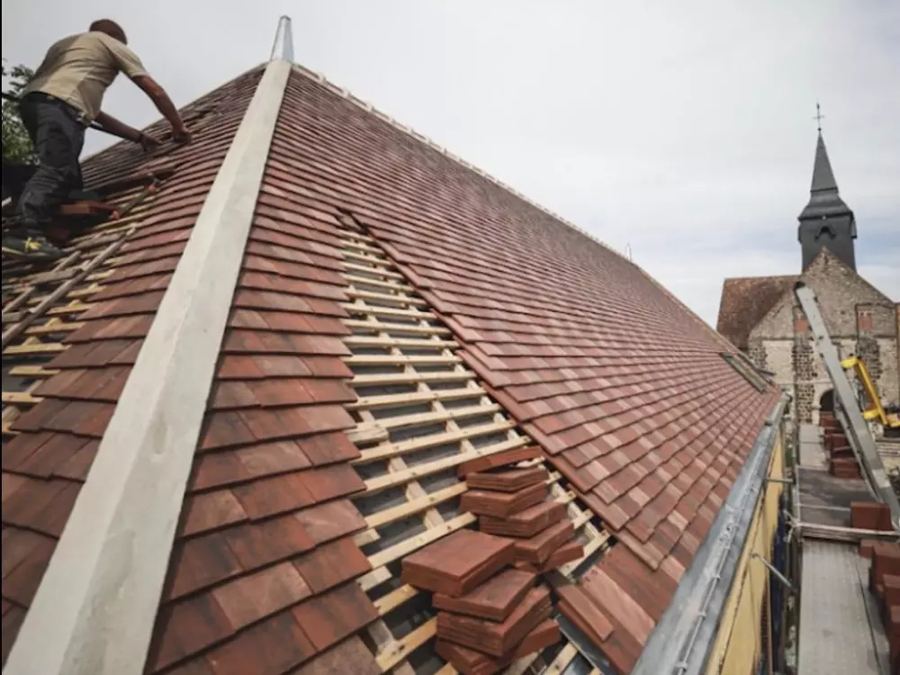 Toiture tuiles plates - Oltzen Couverture